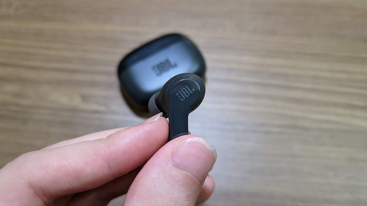 Review JBL Wave 200TWS: vale a pena o fone baratinho da JBL? - Guia dos ...