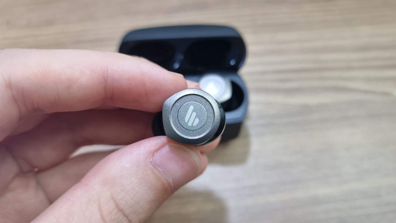 Review Edifier W240TN: um fone com cancelamento de ruídos e bom preço ...
