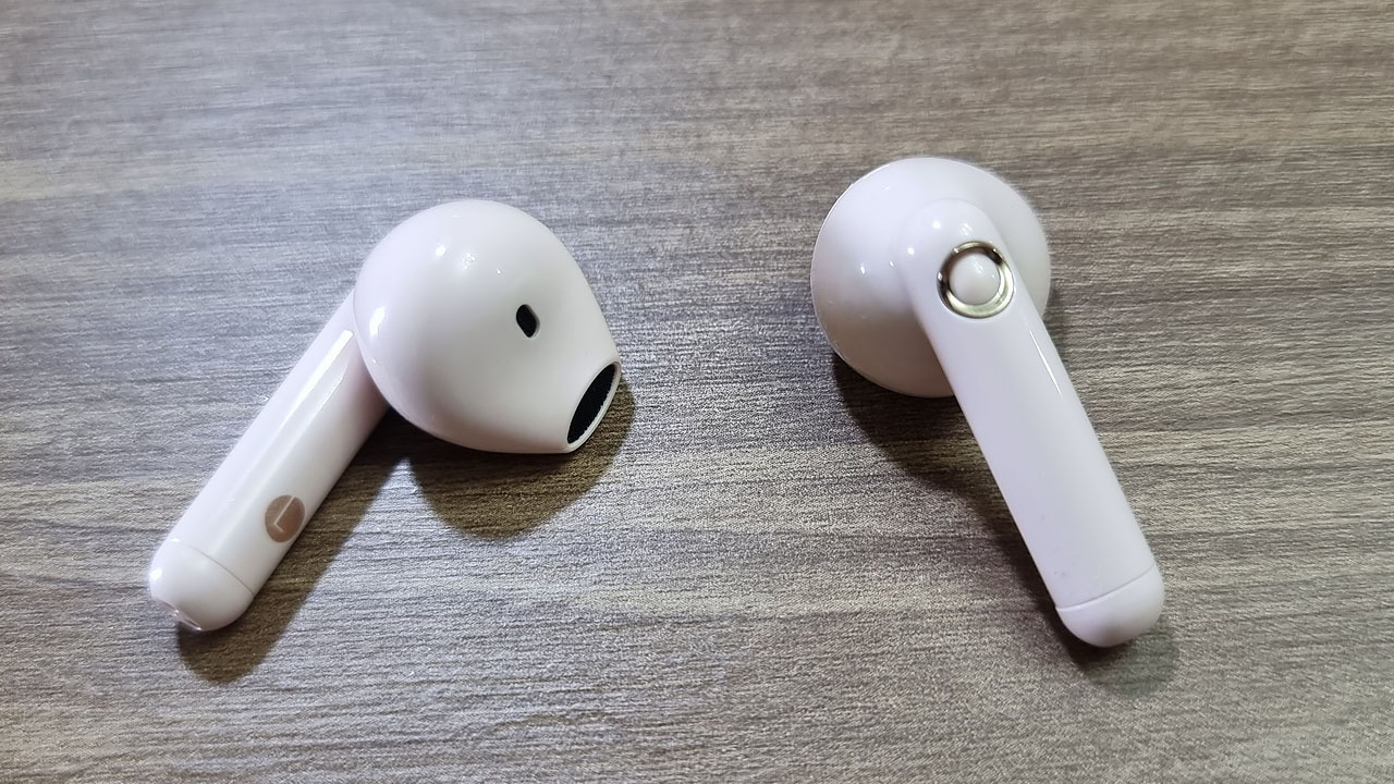 Review Edifier TO-U2 Mini: um fone com tela OLED no estojo - Guia dos Periféricos