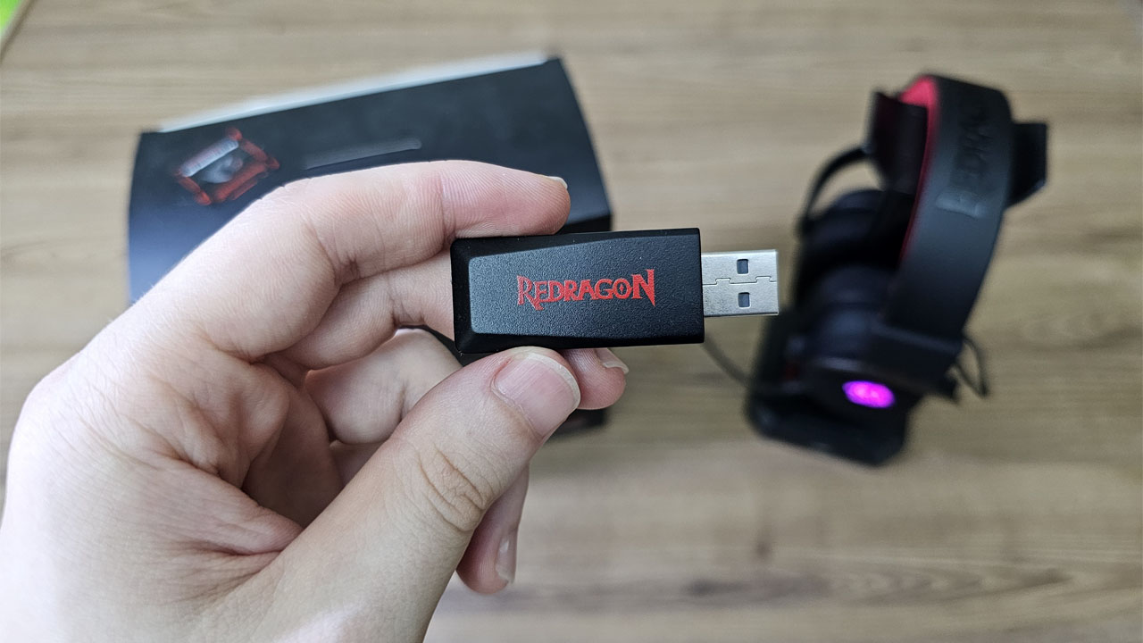 Review Redragon Zeus Pro: o melhor headset sem fio custo-benefício ...